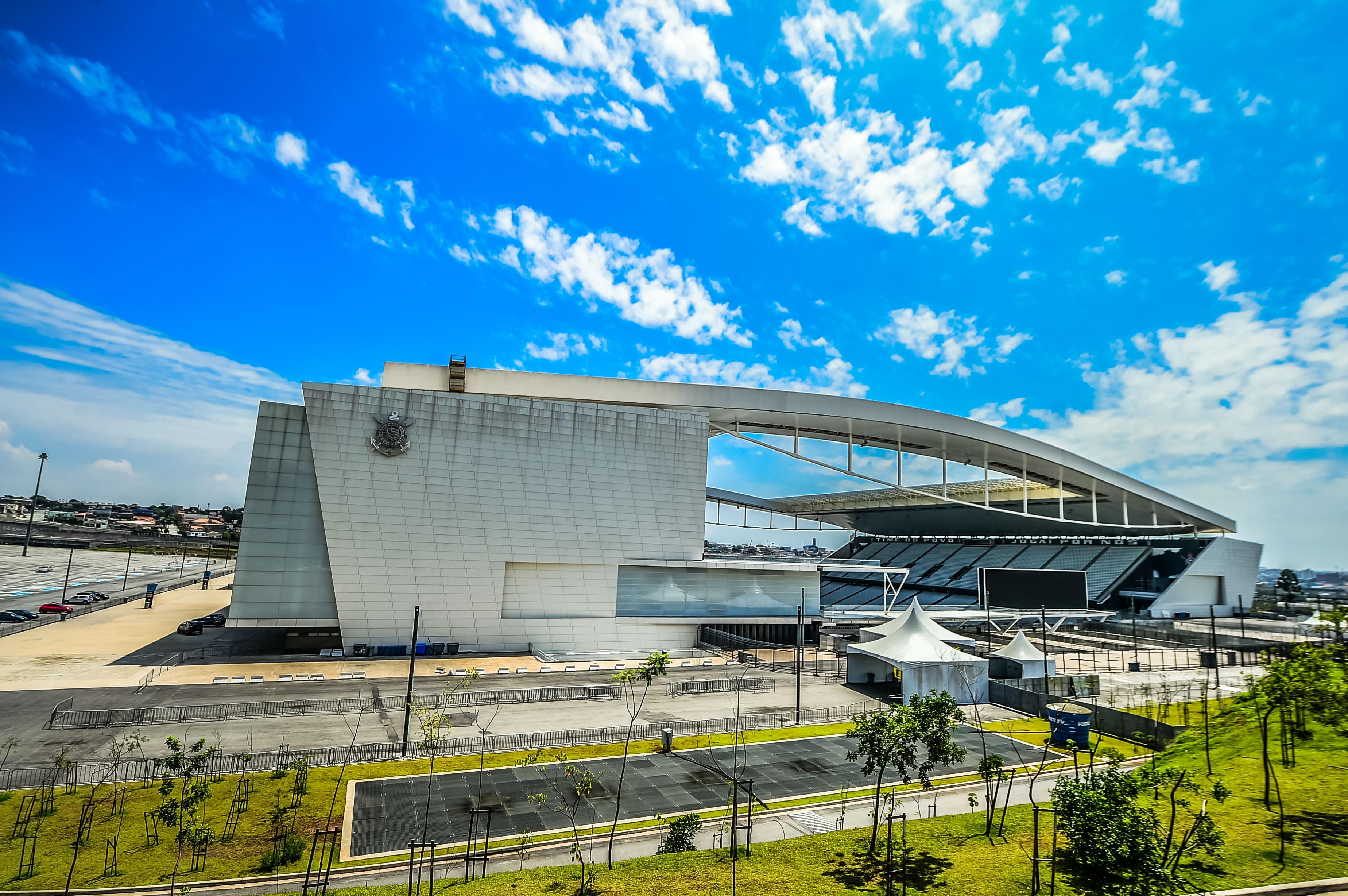 Caixa pede bloqueio de contas da Arena Corinthians