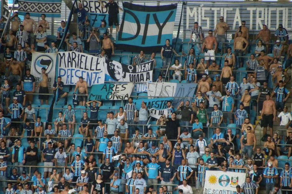 Na Arena do Grêmio, racismo é legítimo e manifestação política é ...