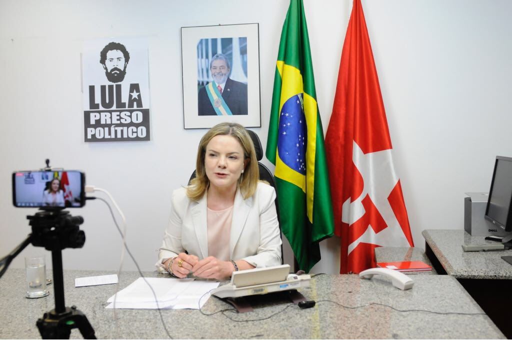 Em nota, Gleisi Hoffmann fala sobre julgamento no STF