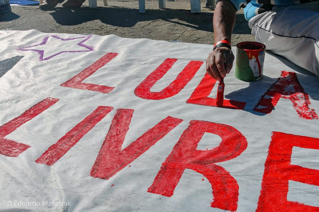 Manifestações por Lula Livre no Brasil e no exterior