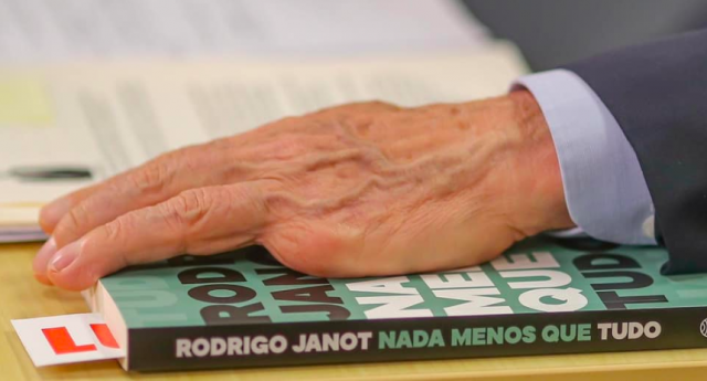 Lula e as mãos que fazem o Brasil