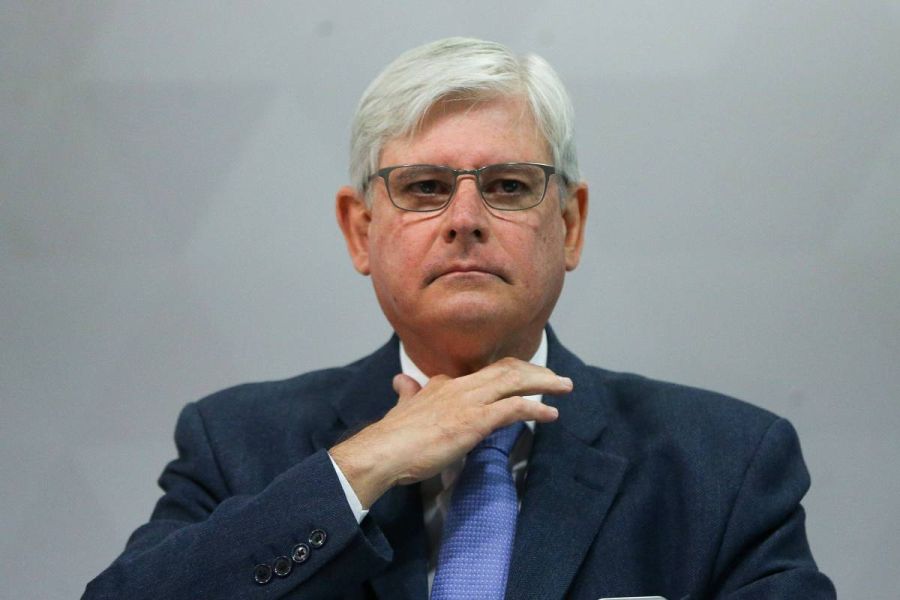 Janot reaparece e ironiza Bolsonaro dar fundo bilionário da Educação ...