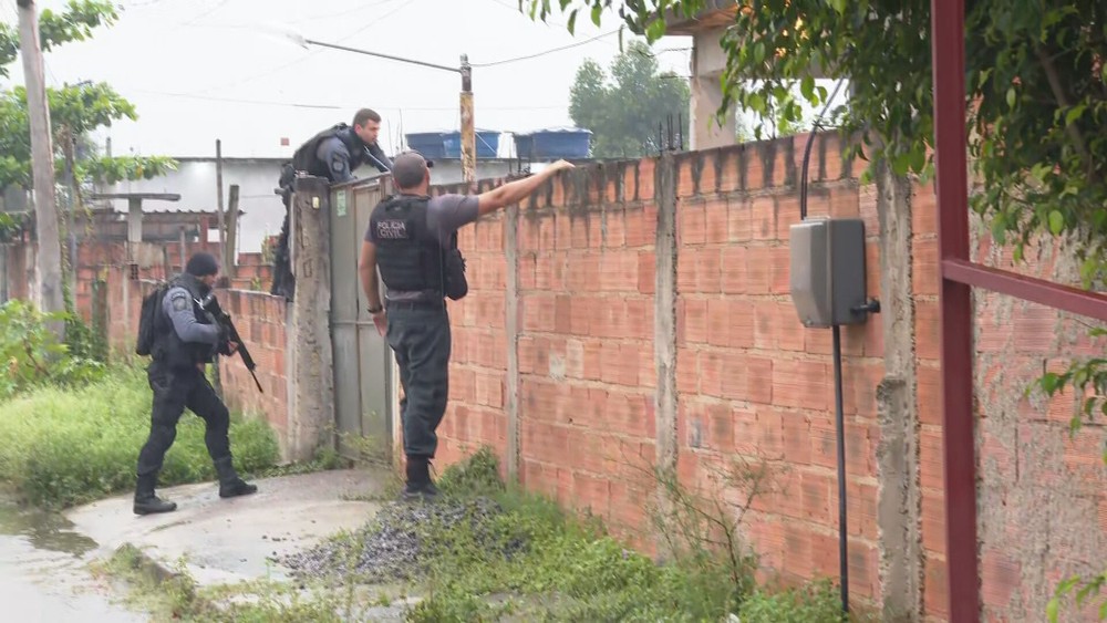 Urgente Polícia Prende 8 Em Operação Contra Milícias Que Atuam Na