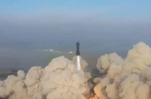 SpaceX’s Starship rocket explodes minutes after launch