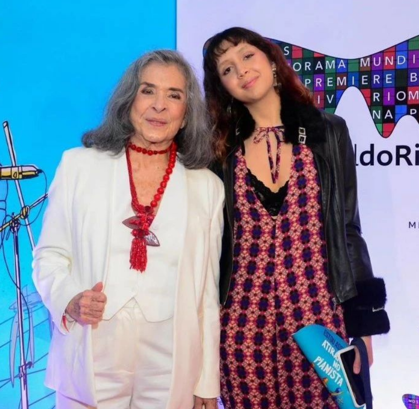 Conheça Giulia Butler, neta de Betty Faria e pivô de discórdia entre ...