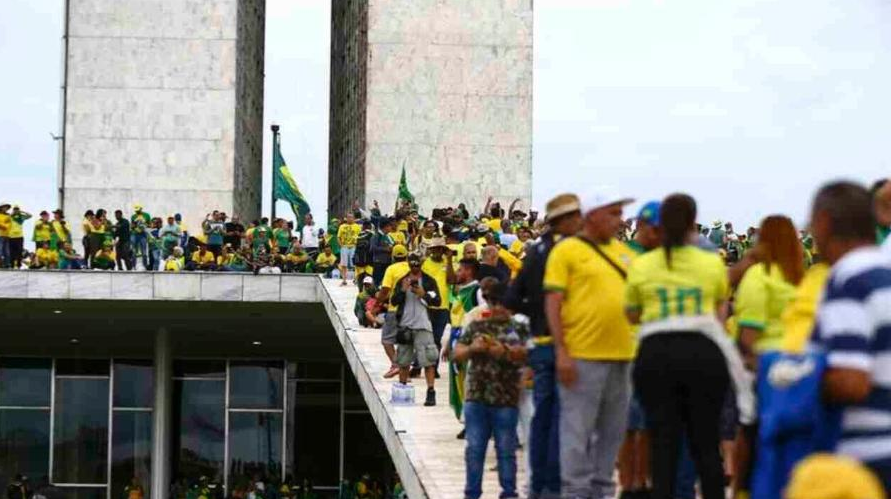 Stf Forma Maioria Para Condenar Mais Oito Réus Pelos Atos De 8 1