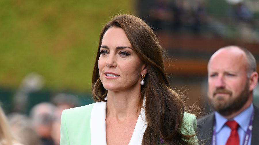 Família real pede privacidade para Kate Middleton após princesa revelar câncer; entenda