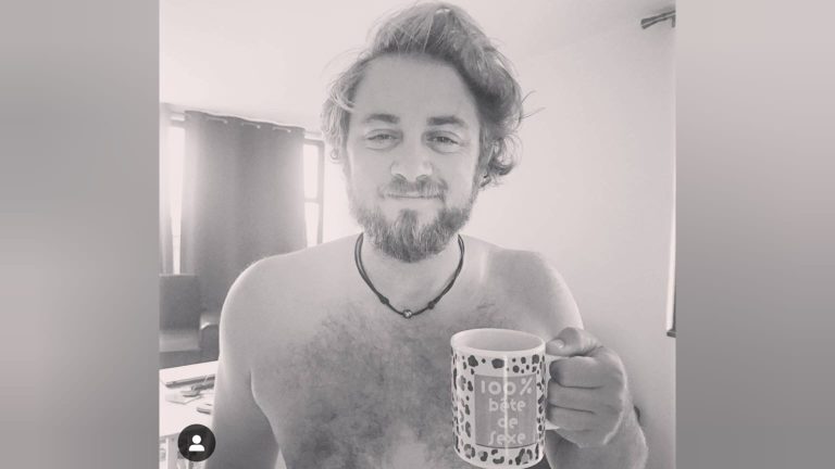 Saiba quem é o responsável pela foto de Medina flutuando sobre as águas do Taiti