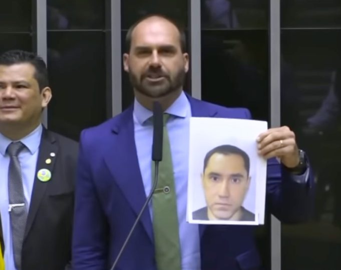 Congresso dos EUA quer barrar dois brasileiros além de Moraes; entenda