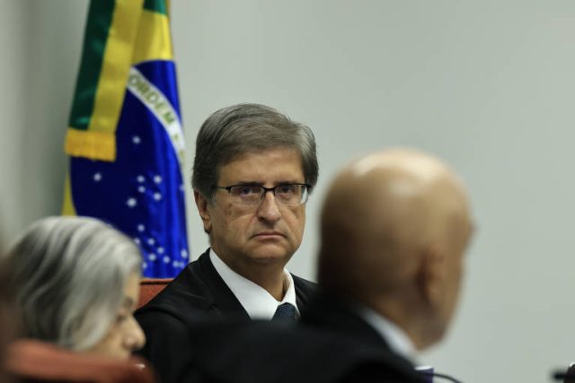 Gonet gera incomodo e é criticado no STF após bronca de Moraes a ex-chefe do Exército; entenda