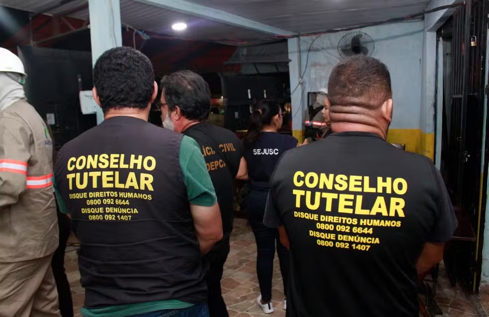 Médico oferece R$ 200 para transar com menina de 15 anos e é preso no AM